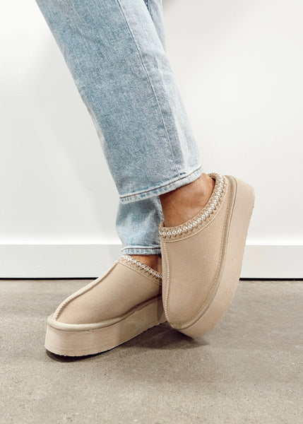 [Pre-Order!] Jazmin Platform Slipper – Lane 201